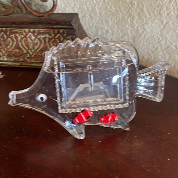 Accents | Plastic Clown Fish Floating Frame | Poshmark